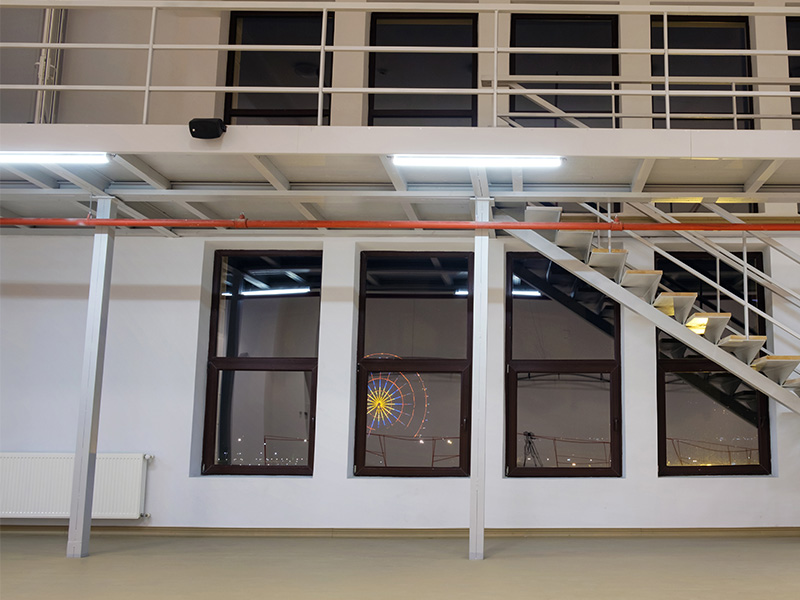 A Complete Look at the Benefits of Mezzanine Sprinklers and Lighting